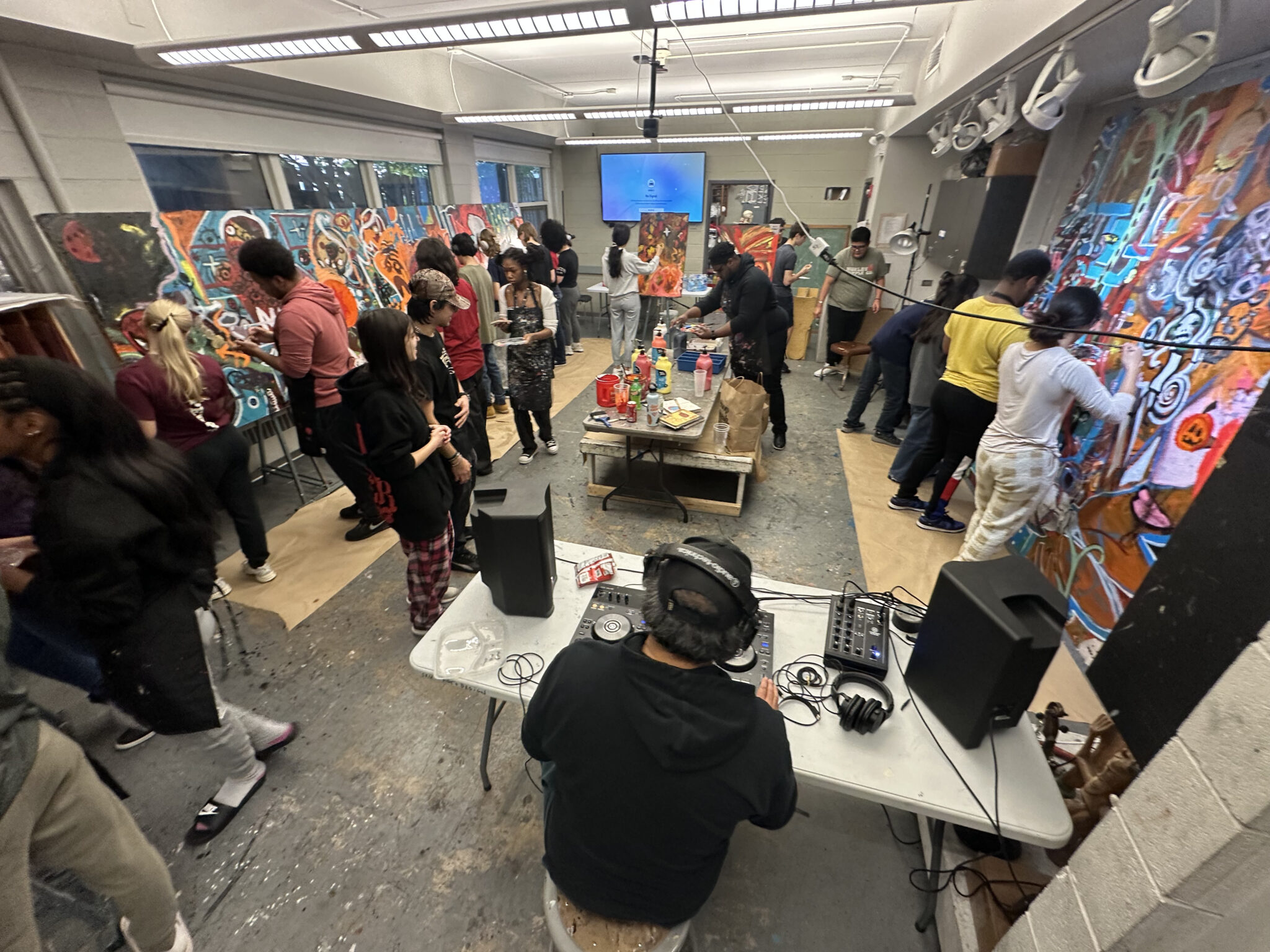 SXU Art Department Holds Largest Paint Jam Yet